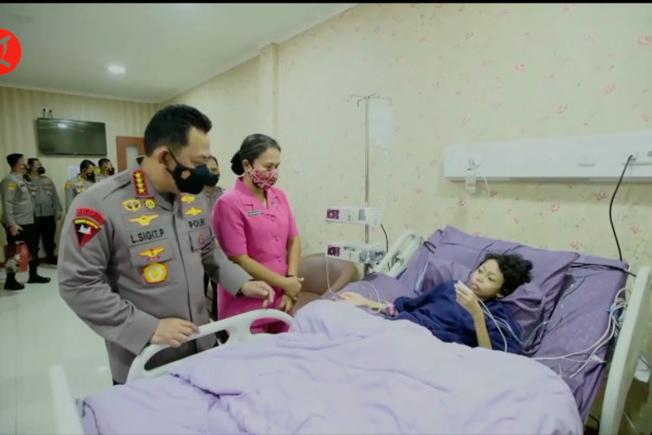 Kondisi Sinta Aulia membaik setelah jalani operasi tumor tulang ...