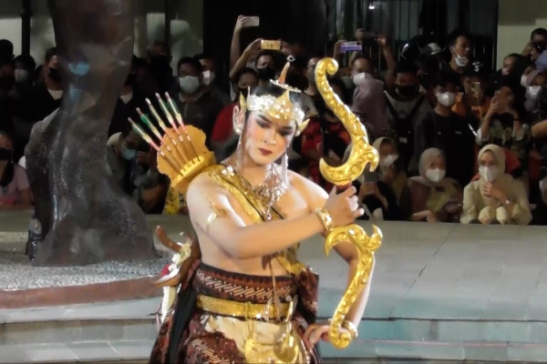 Wayang On The Street, upaya mengenalkan wayang pada generasi muda ...