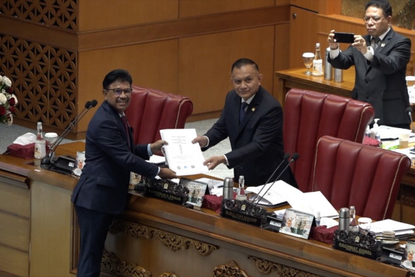 DPR sahkan RUU Perlindungan Data Pribadi - ANTARA News
