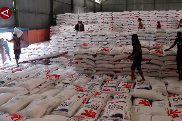 Dirut Bulog pastikan persediaan beras aman hingga lebaran - ANTARA News