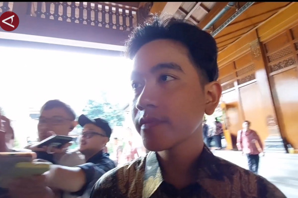 Tanggapan Gibran soal Prabowo ajak PDIP gabung koalisi - ANTARA News