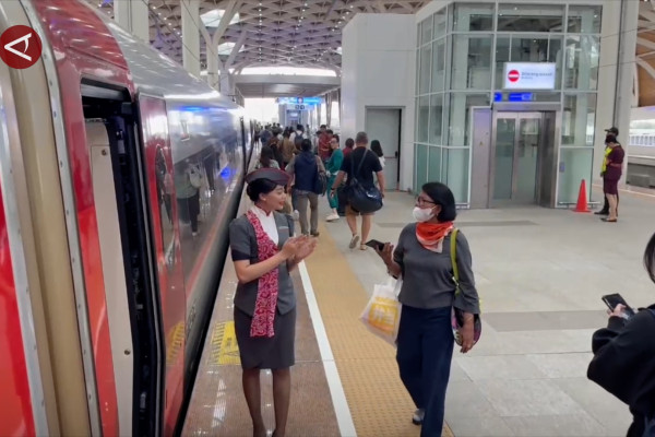 Jelang libur panjang Idul Adha, penumpang Whoosh meningkat 20 persen - ANTARA News