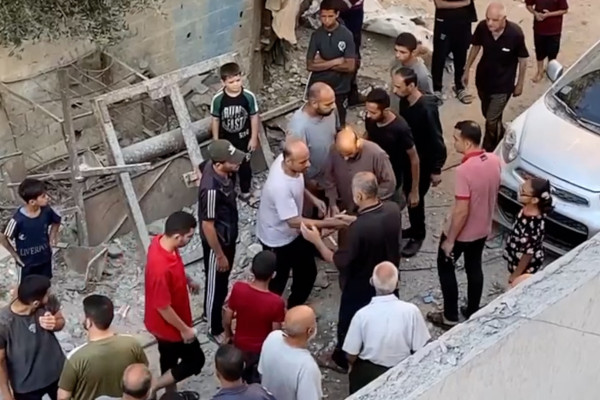 Korban tewas akibat bom Israel di sekolah Gaza bertambah jadi 35 orang ...