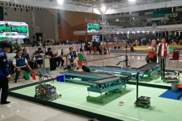 Sebanyak 142 tim dari perguruan tinggi ikuti Kontes Robot Indonesia ...