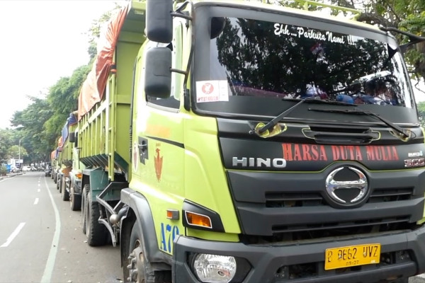 Truk tambang boleh melintas lagi di Tangerang sesuai jam operasional ...