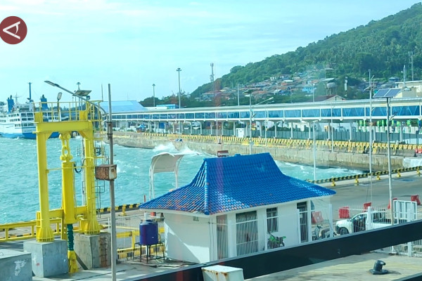 BMKG peringatkan potensi gelombang tinggi di perairan Selat Sunda - ANTARA News