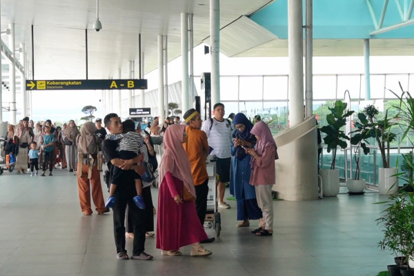 Penumpang arus mudik 2025 di Bandara Sultan Hasanuddin capai 434 ribu - ANTARA News