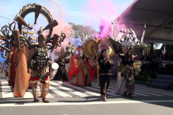 Festival Budaya Isen Mulang 2025 semarak tampilkan keragaman Kalteng ...