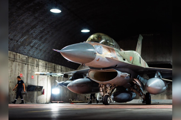 Israel lancarkan serangan ke pelabuhan Laut Merah di Yaman - ANTARA News