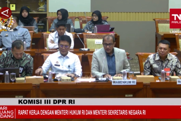 Wamenkum sebut 10 norma diperkuat dalam revisi UU KUHAP - ANTARA News