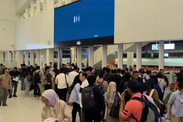 KCIC batalkan perjalanan Whoosh demi keselamatan pascagempa Bekasi - ANTARA News