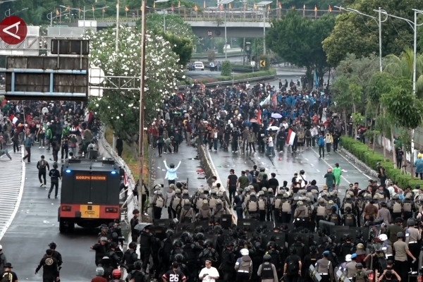Situasi di depan Gedung DPR berangsur kondusif - ANTARA News