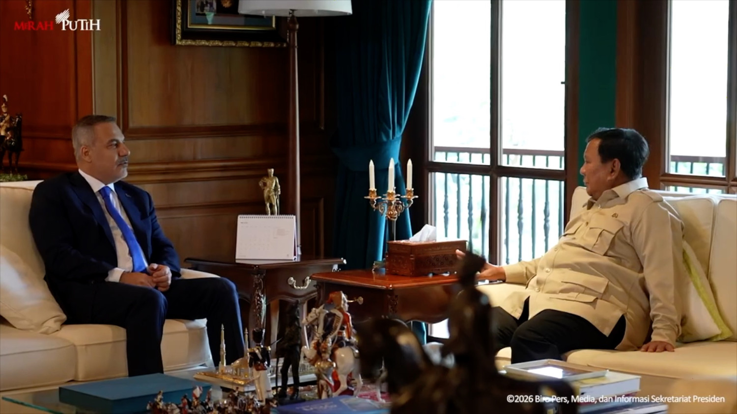 Sugiono ungkap alasan Menlu Turki langsung temui Prabowo di Hambalang ...